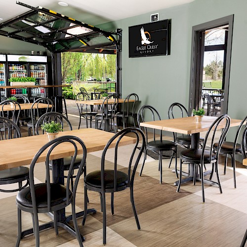 Lunch in Redmond Oregon - Greenside Café at Eagle Crest Resort