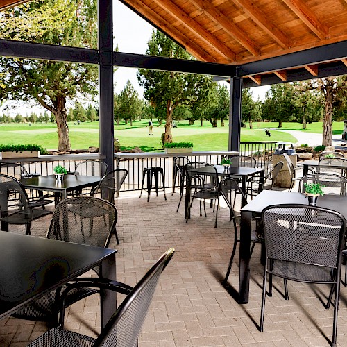 Lunch in Redmond Oregon - Greenside Café at Eagle Crest Resort